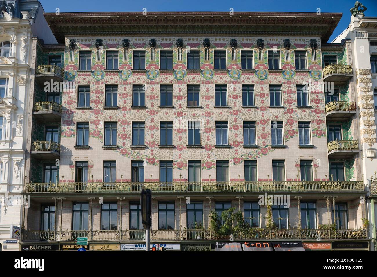 Wien, Jugendstil, Majolikahaus von Otto Wagner, Linke Wienzeile 40 ...