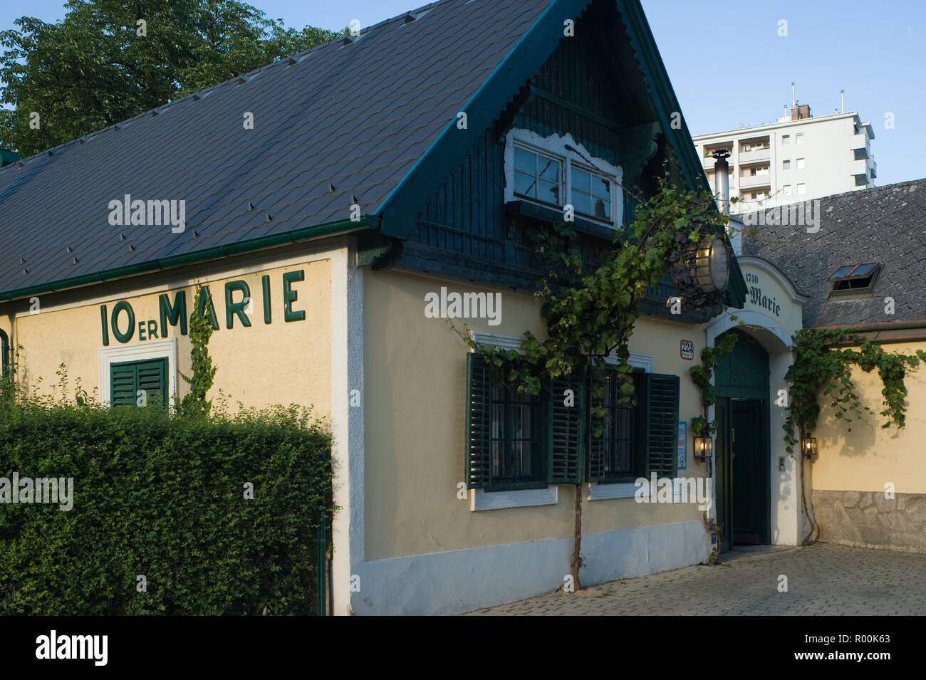 Wien, Heuriger 10er Marie - Vienna, Wine Bar 10er Marie Stock Photo - Alamy