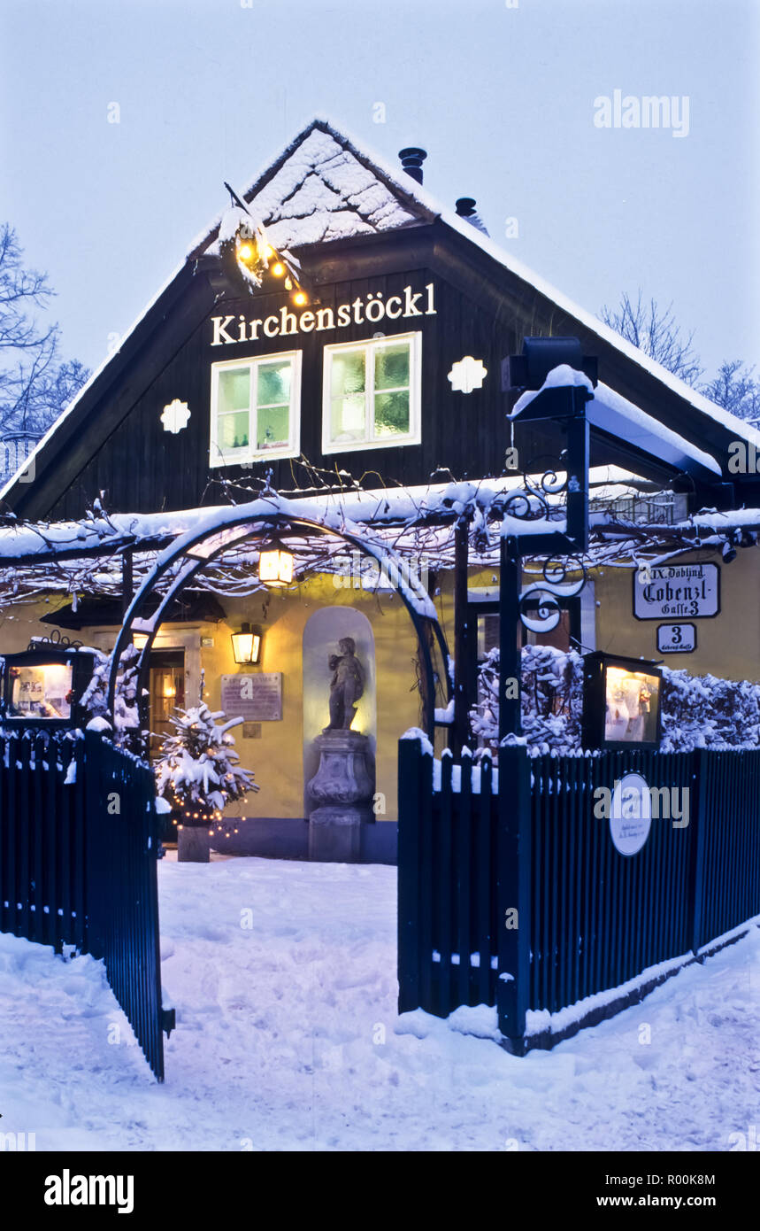 Wien, Heuriger in Grinzing - Vienna, Heuriger (traditional Wine Bar ...