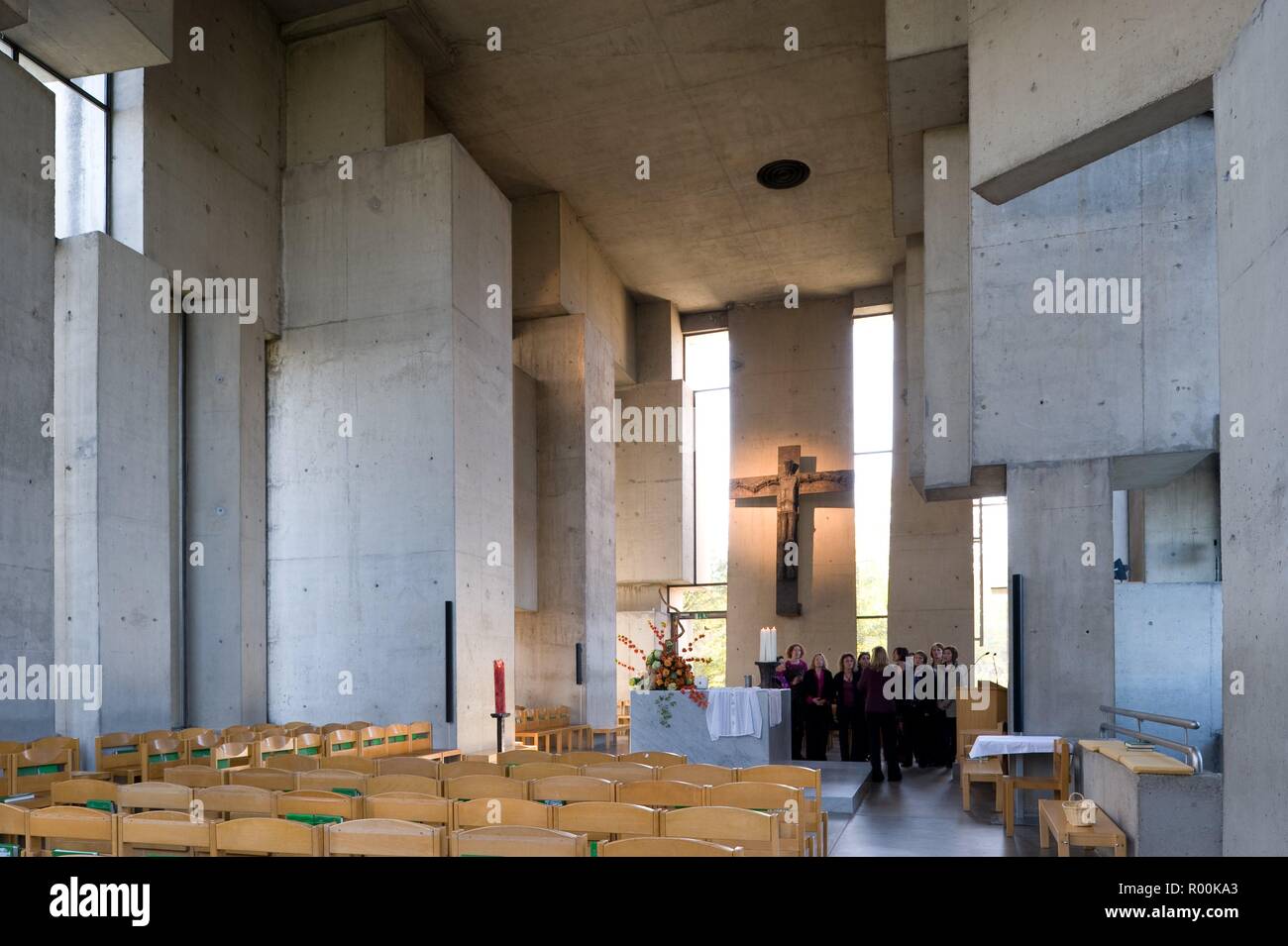 Church zur heiligsten dreifaltigkeit wotruba church hi-res stock ...