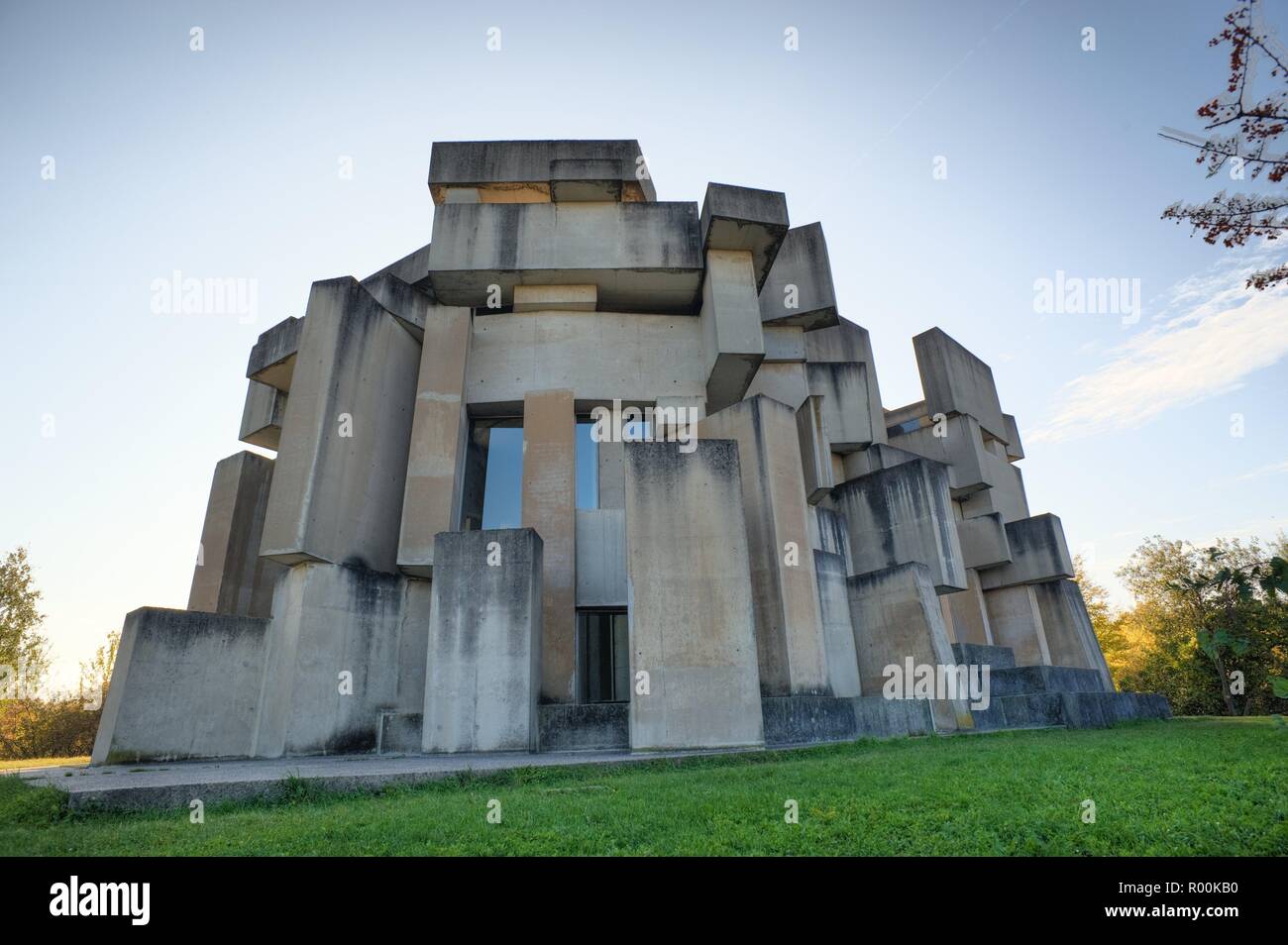 Wien, Kirche Zur Heiligsten Dreifaltigkeit, auch Wotrubakirche - Vienna ...