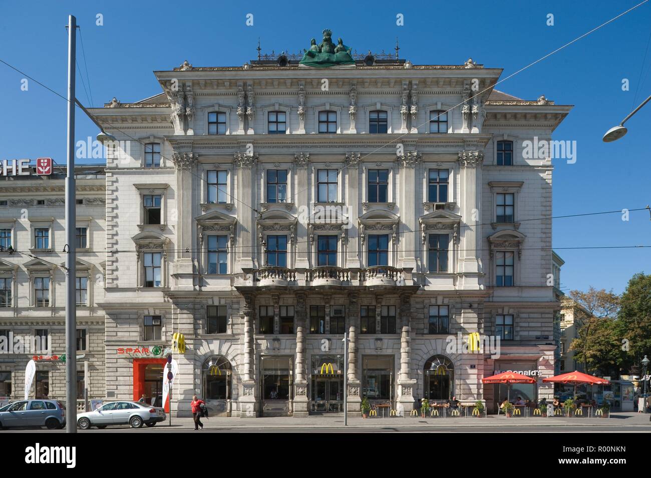 Wien Schwarzenbergplatz Palais Wertheim Stock Photo Alamy wien-schwarzenbergplatz-palais-wertheim-stock-photo-alamy