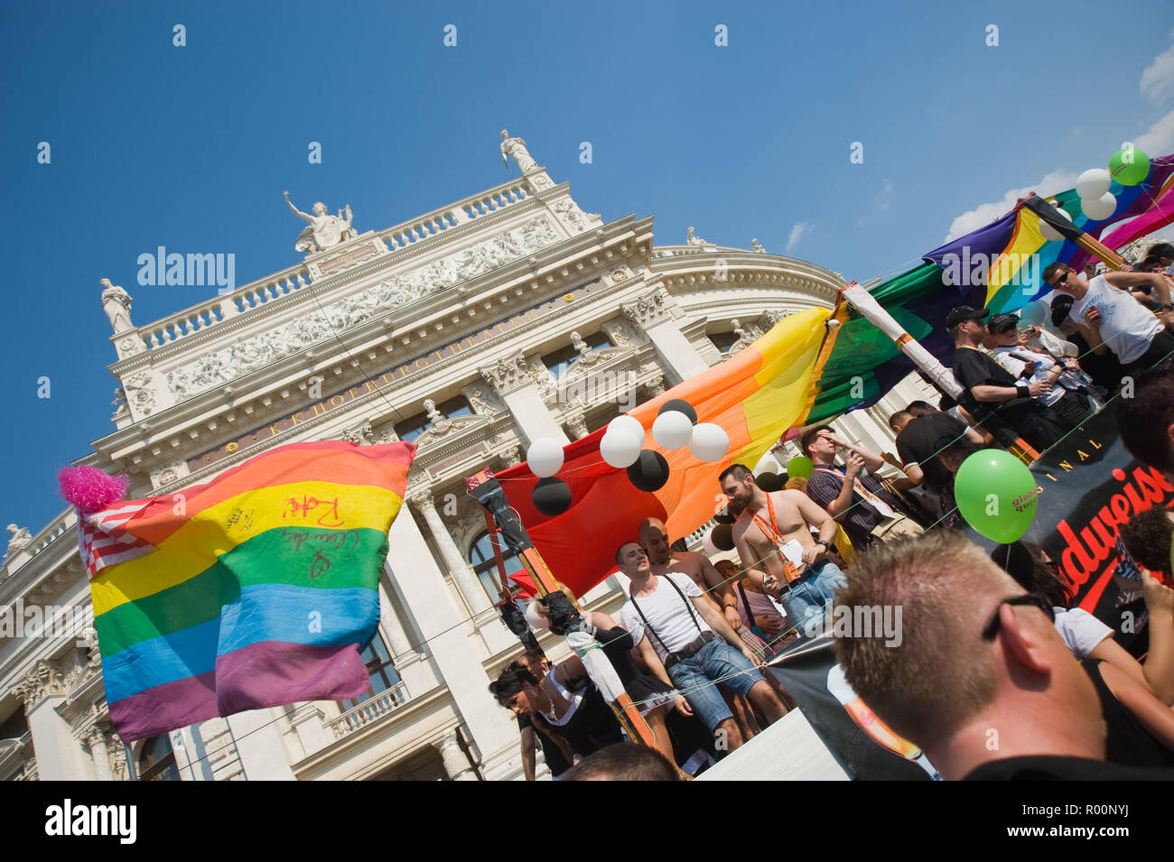 Wien, Regenbogenparade 2010 - Vienna, Rainbow Parade 2010 Stock Photo ...