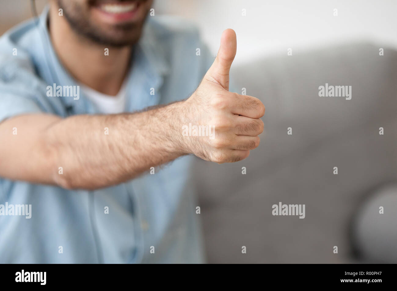 Man approve hi-res stock photography and images - Alamy