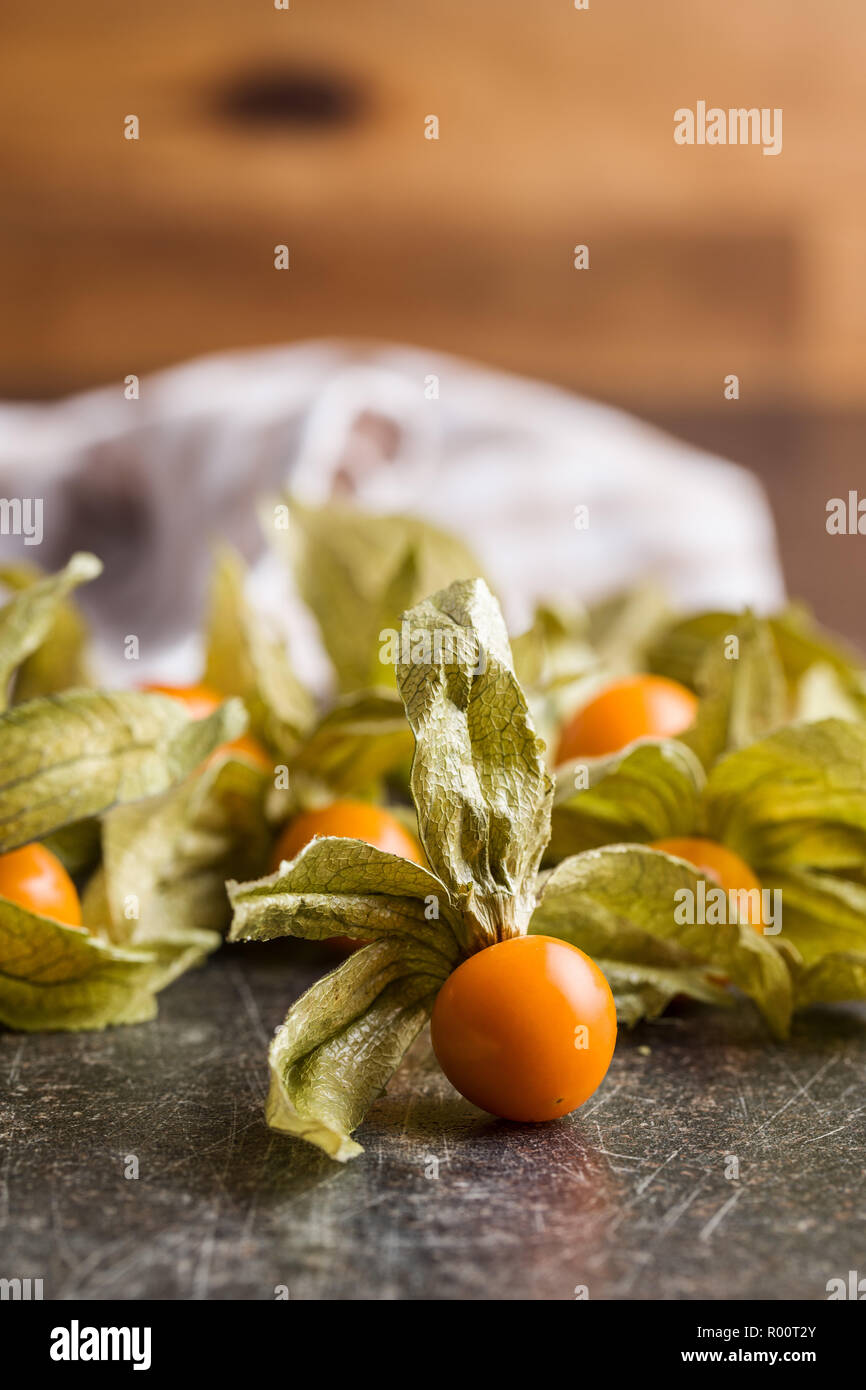 Peruvian ground cherry hi-res stock photography and images - Alamy