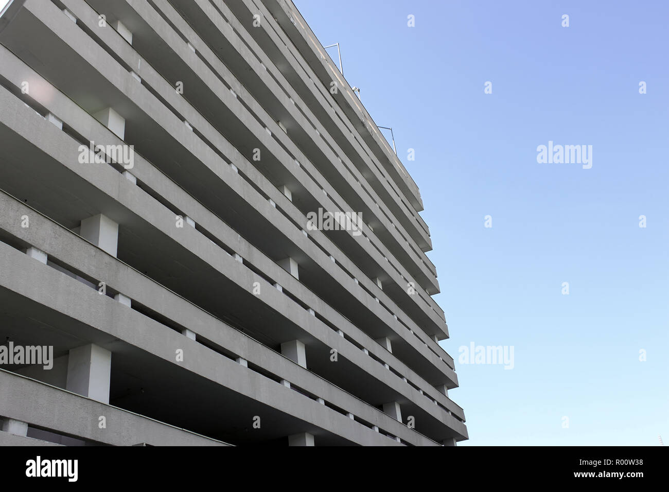 Concrete ramp background hi-res stock photography and images - Alamy