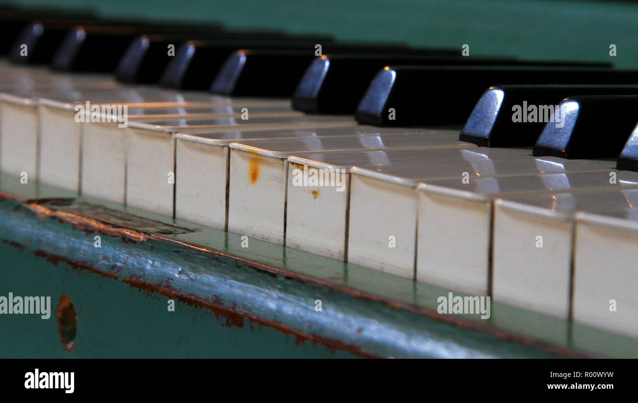 Piano keys close up perspective hi-res stock photography and images - Alamy