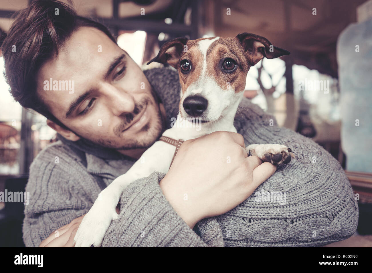 Cuddling daddy hi-res stock photography and images - Alamy