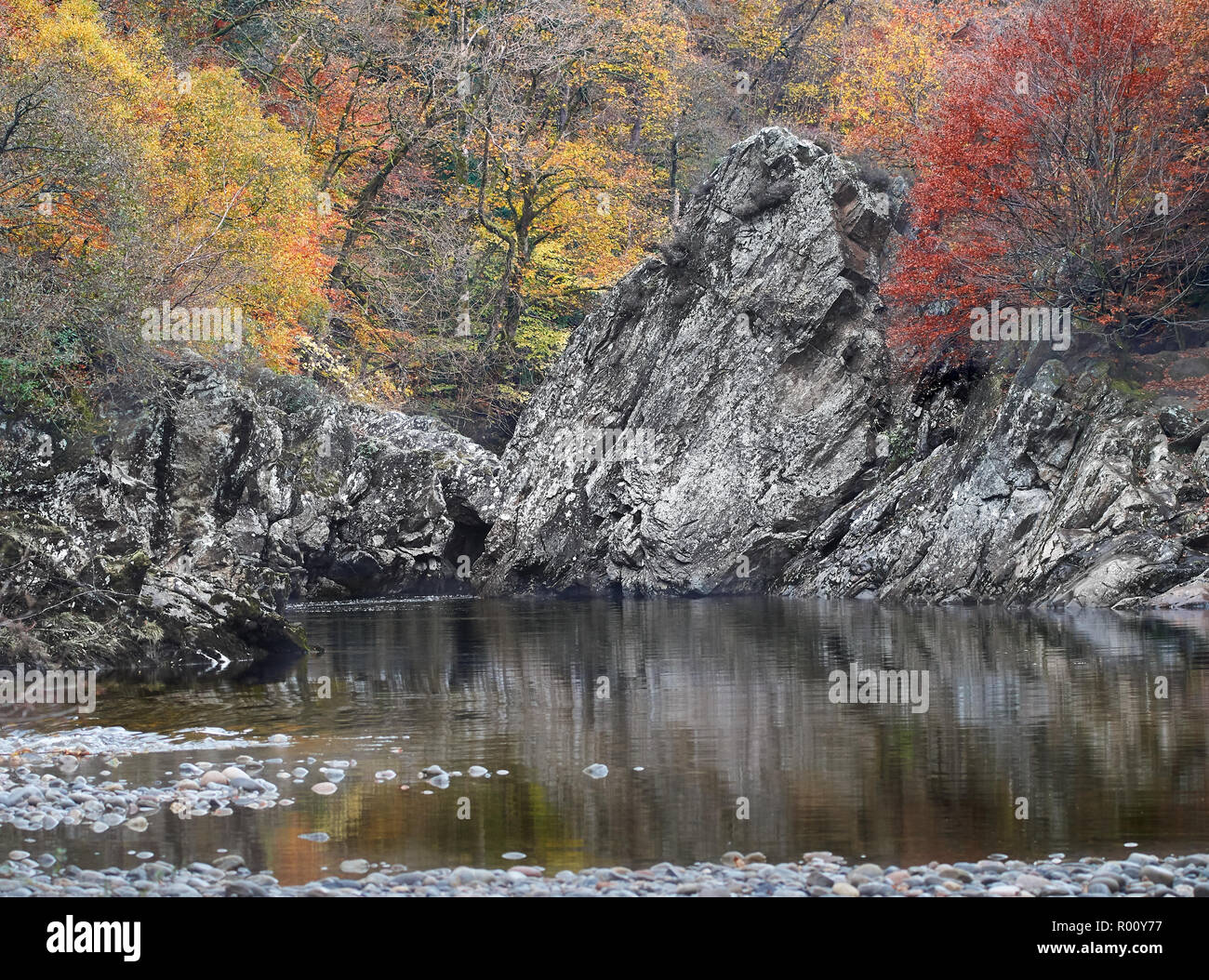 Soldiers leap scotland hi-res stock photography and images - Alamy