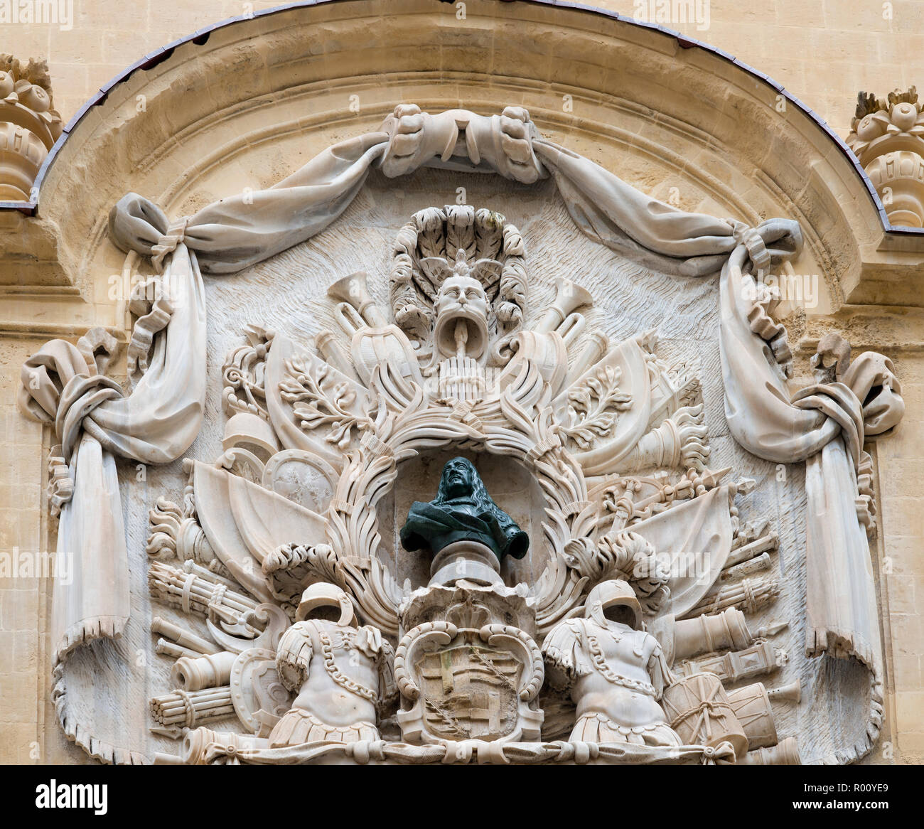 Knights templar cross hi-res stock photography and images - Alamy
