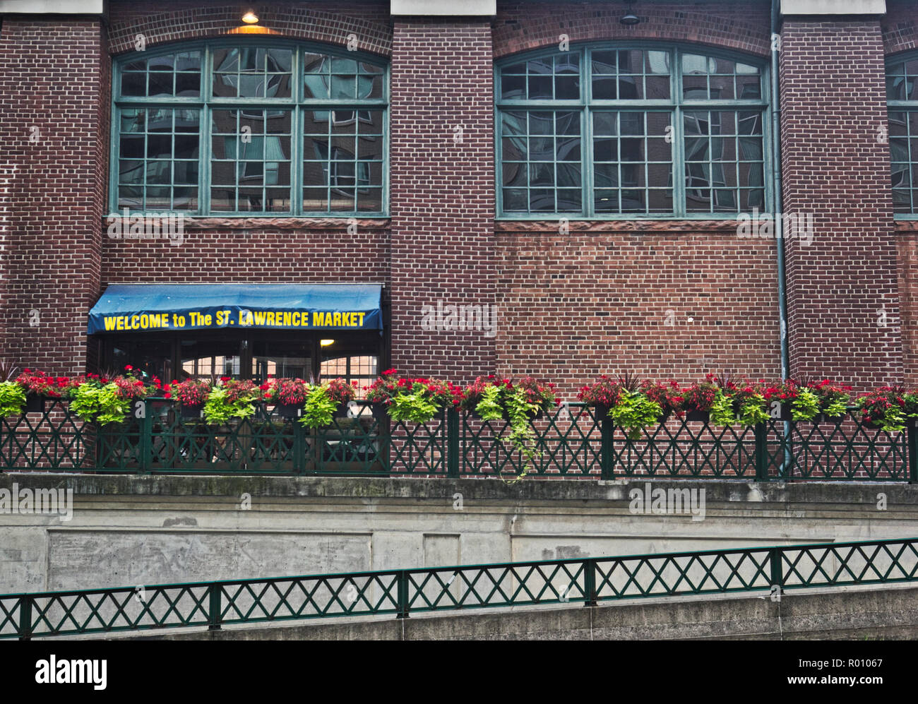St. lawrence market toronto hi-res stock photography and images - Alamy