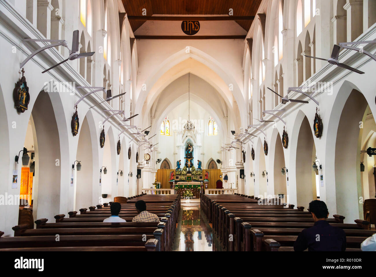 Beautiful altar hi-res stock photography and images - Alamy
