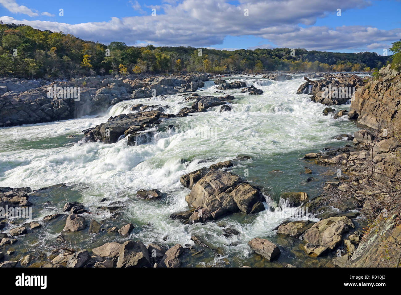 Cascade water panoramic hi-res stock photography and images - Alamy