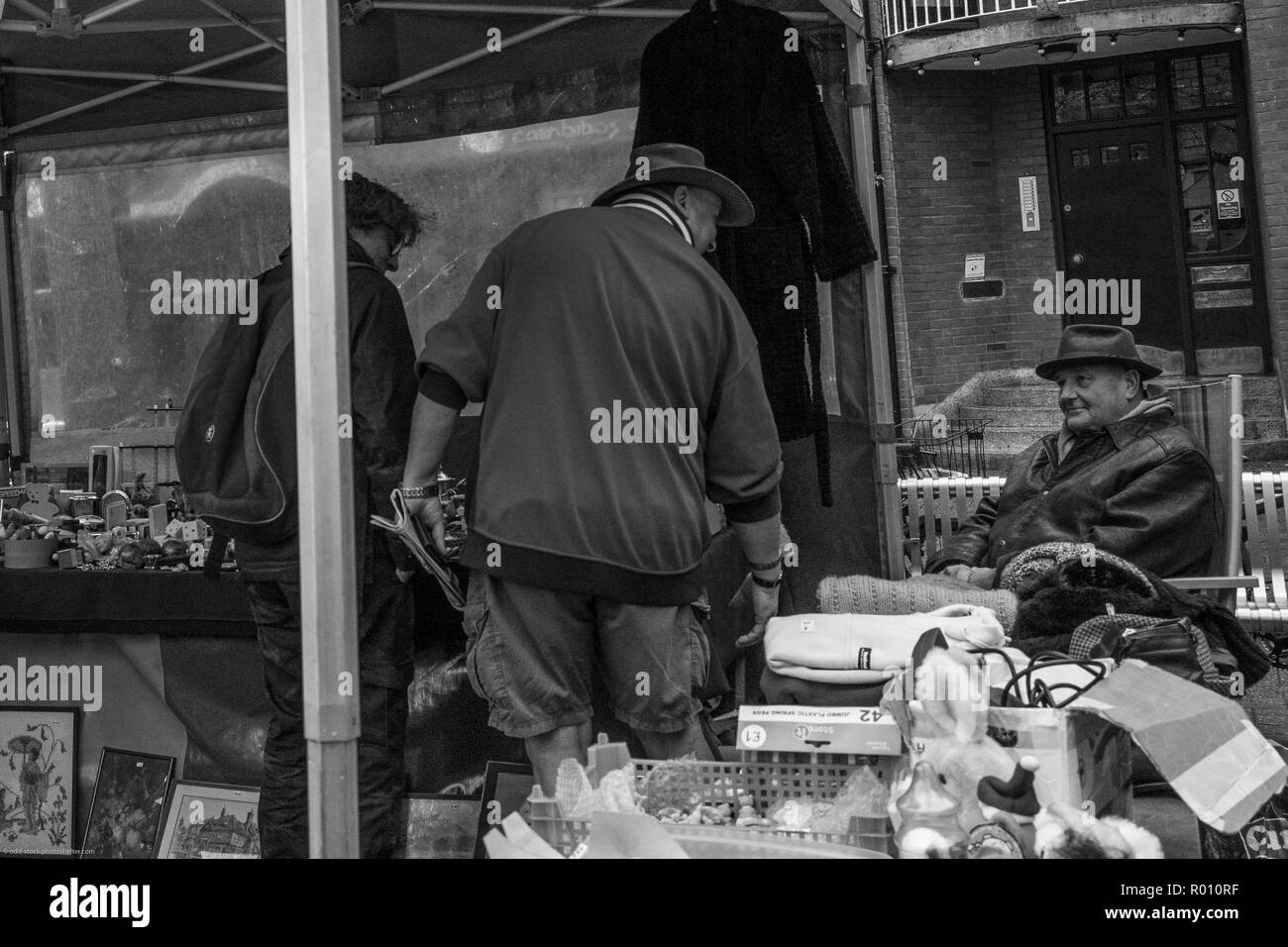 Very small objects hi-res stock photography and images - Alamy