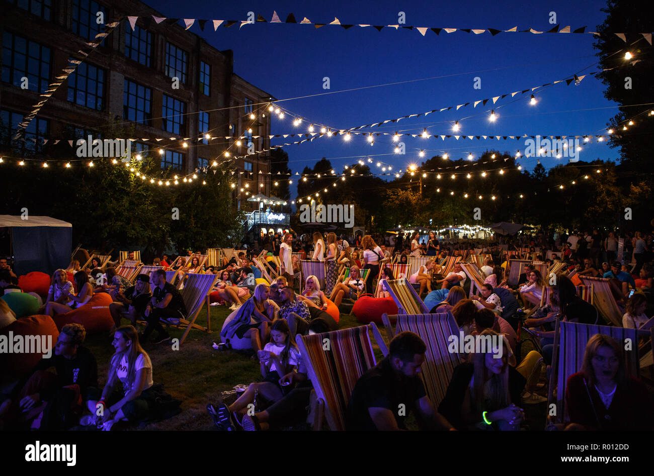 Chilling stage hi-res stock photography and images - Alamy