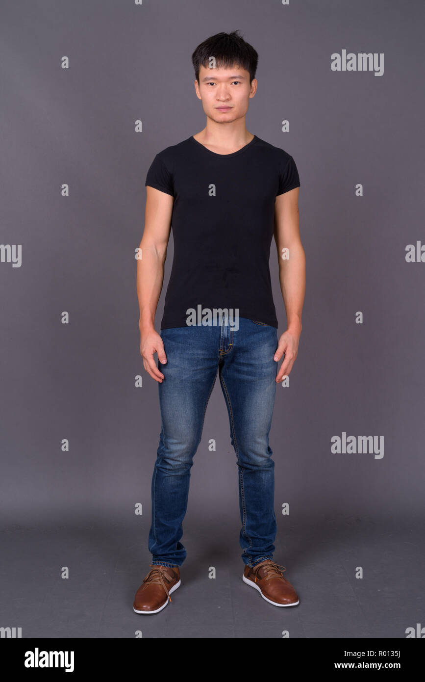 Young east asian people hi-res stock photography and images - Alamy