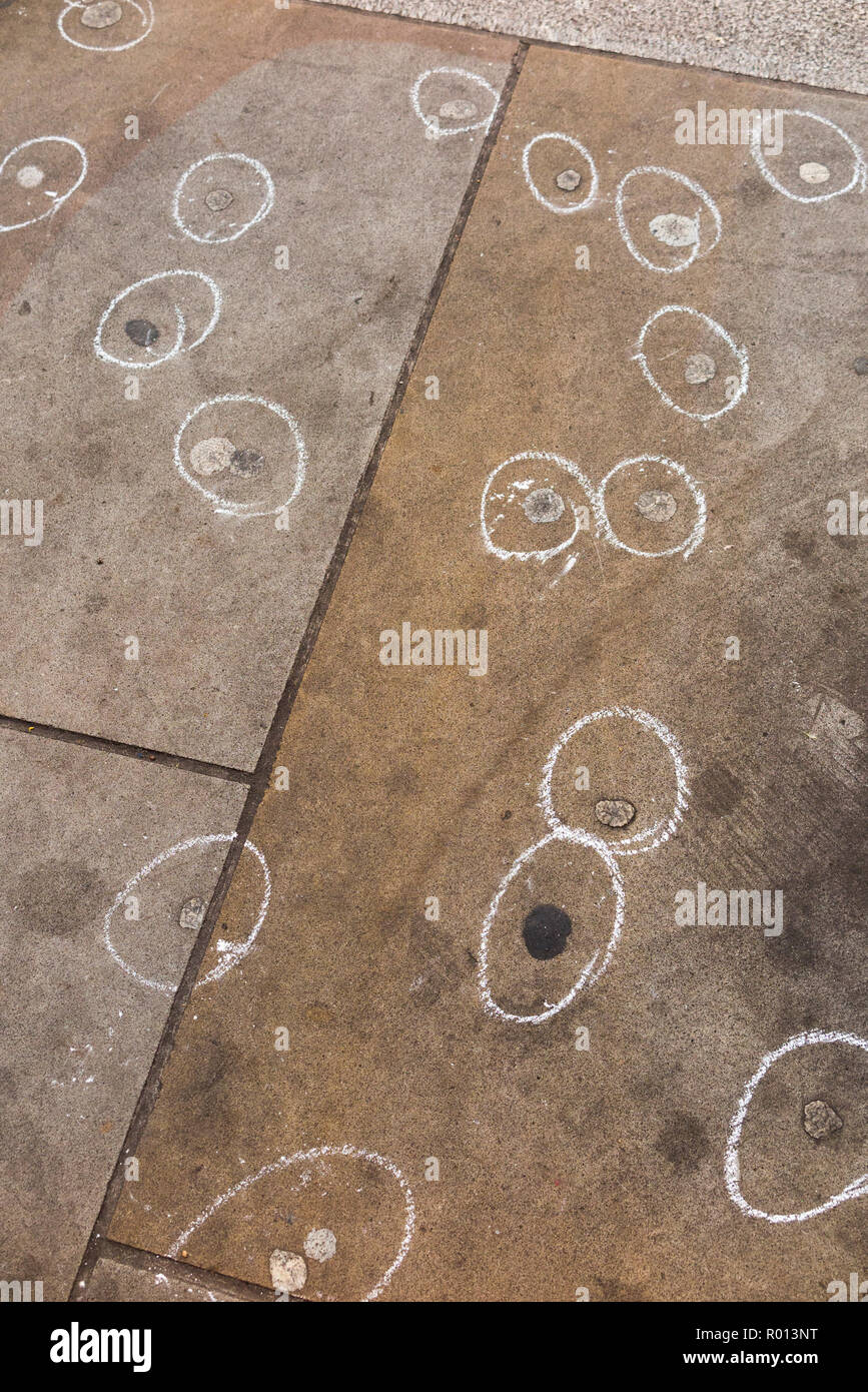 Chewing gum pavement hi-res stock photography and images - Alamy