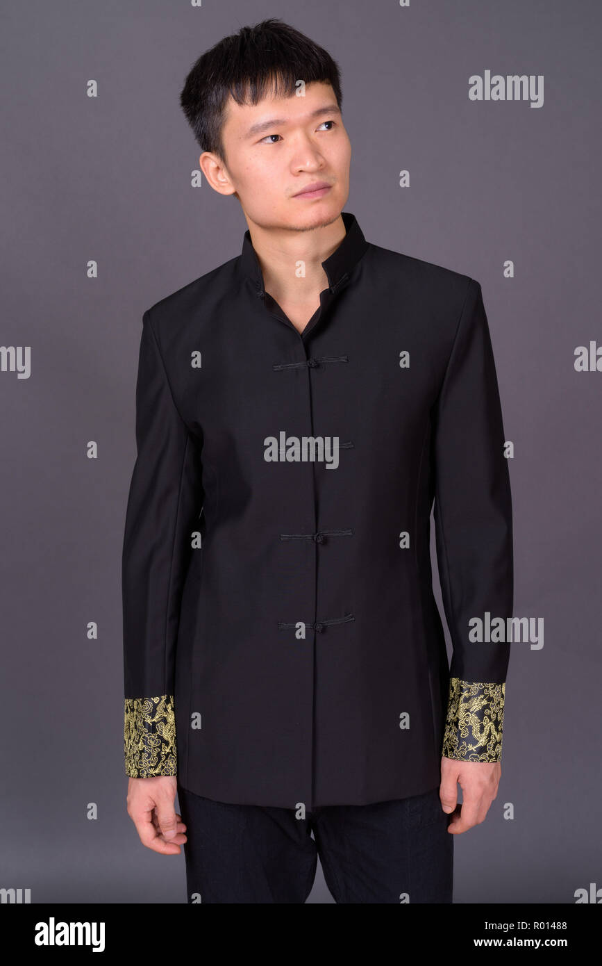 Traditional chinese clothing hi-res stock photography and images - Alamy