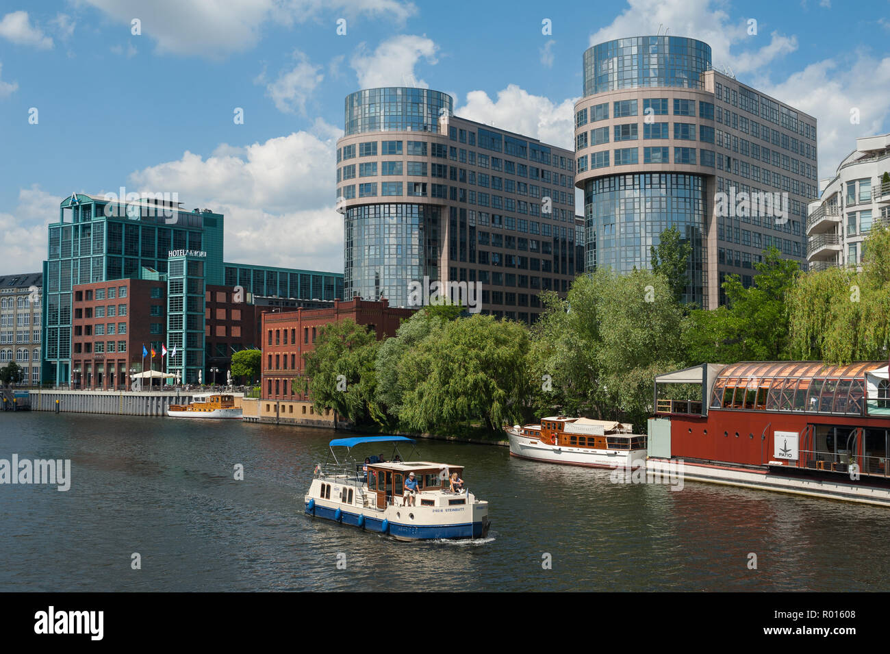 Federal capital of germany hi-res stock photography and images - Alamy