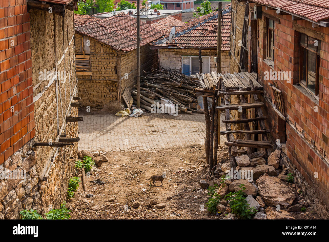 Traditional turkish houses hi-res stock photography and images - Alamy