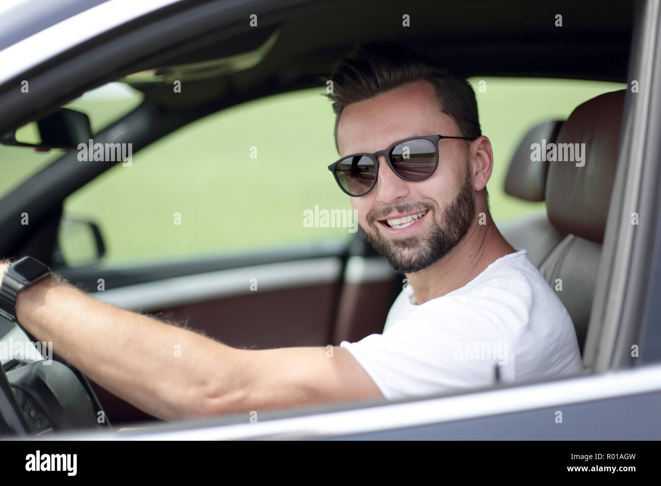 Guy driving convertible hi-res stock photography and images - Alamy