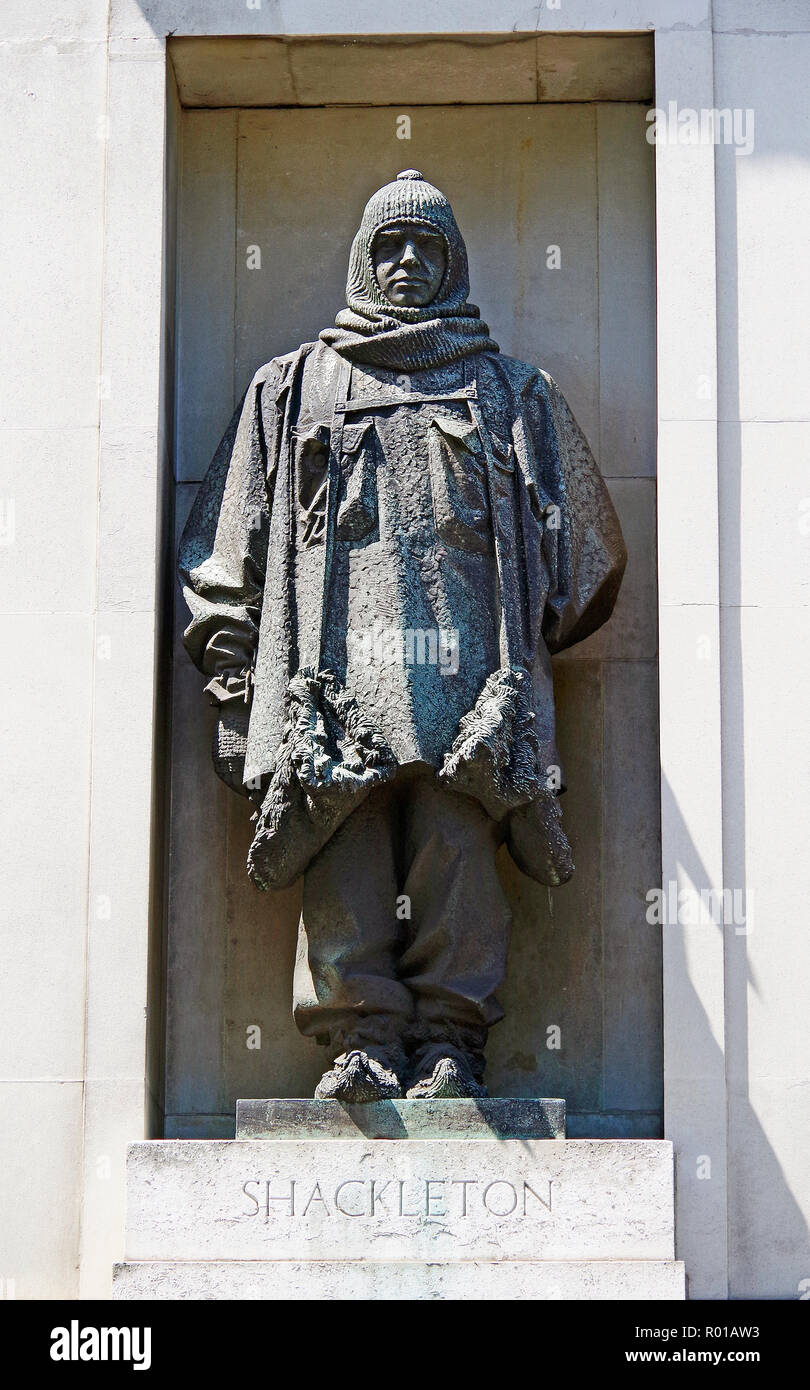 Memorial to Ernest Shackleton, heroic antarctic explorer, bronze ...