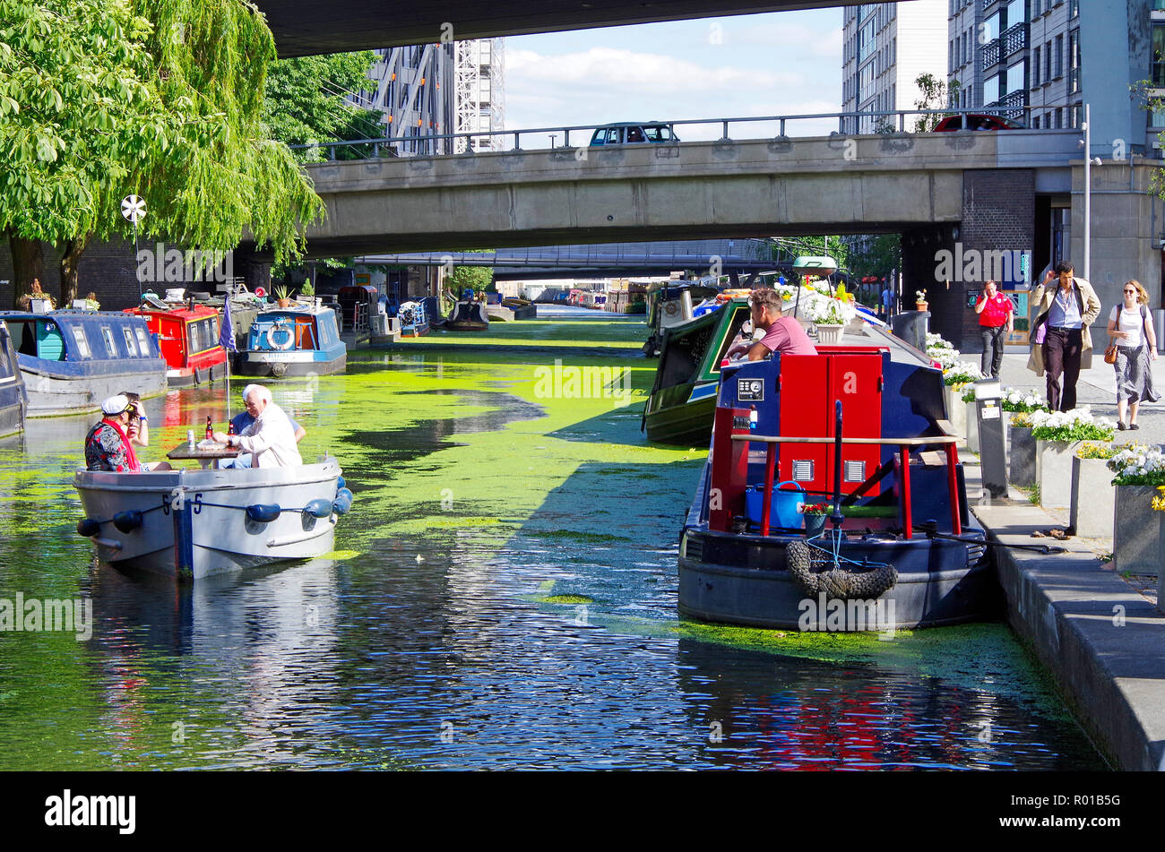 Grand Union canal, between Little Venice and Paddington basin with ...