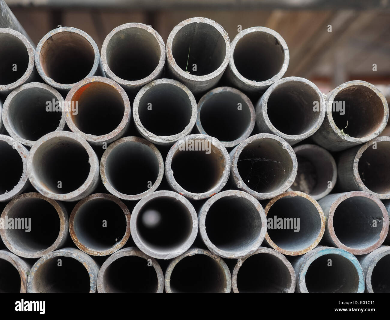 temporary scaffold pipes for construction works at building site Stock ...
