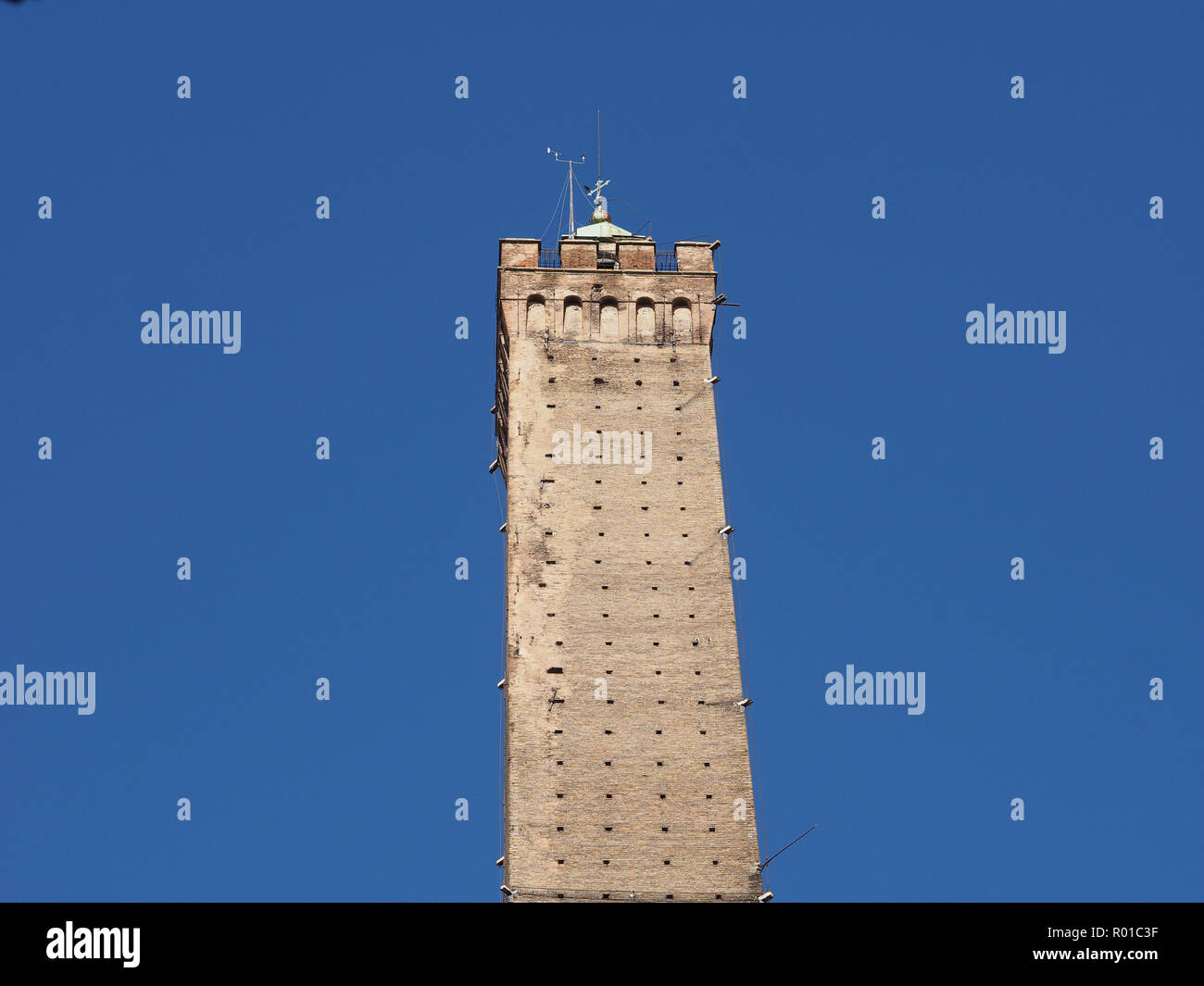 Torre Degli Asinelli leaning tower part of the Due Torri (meaning Two ...