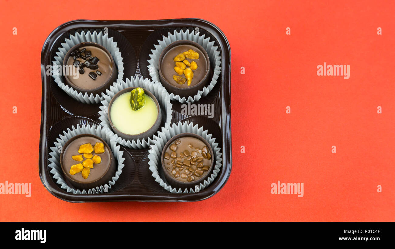 Candy with different fillings in a package of 5 pieces Stock Photo - Alamy