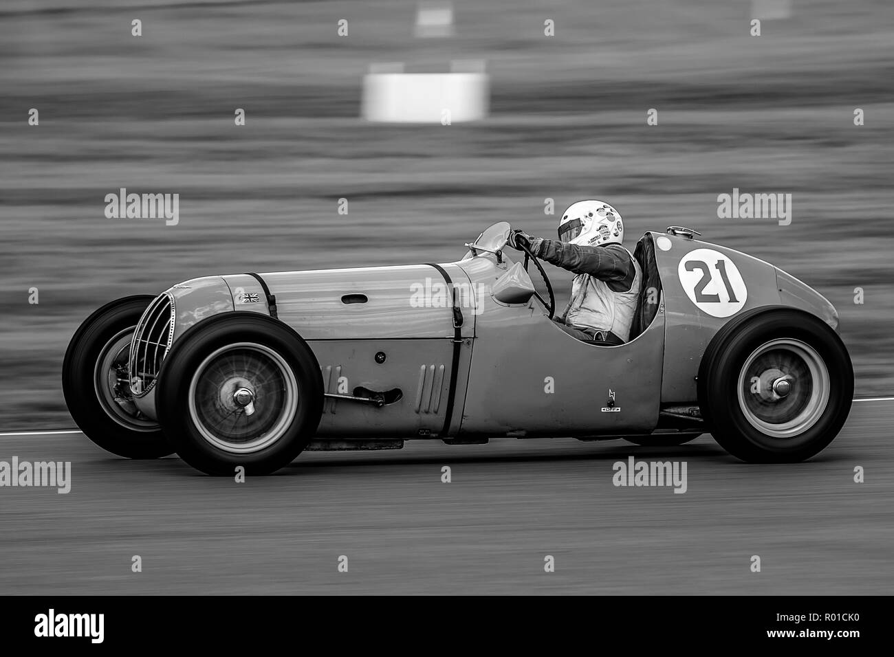 Single seater sports car hi-res stock photography and images - Alamy