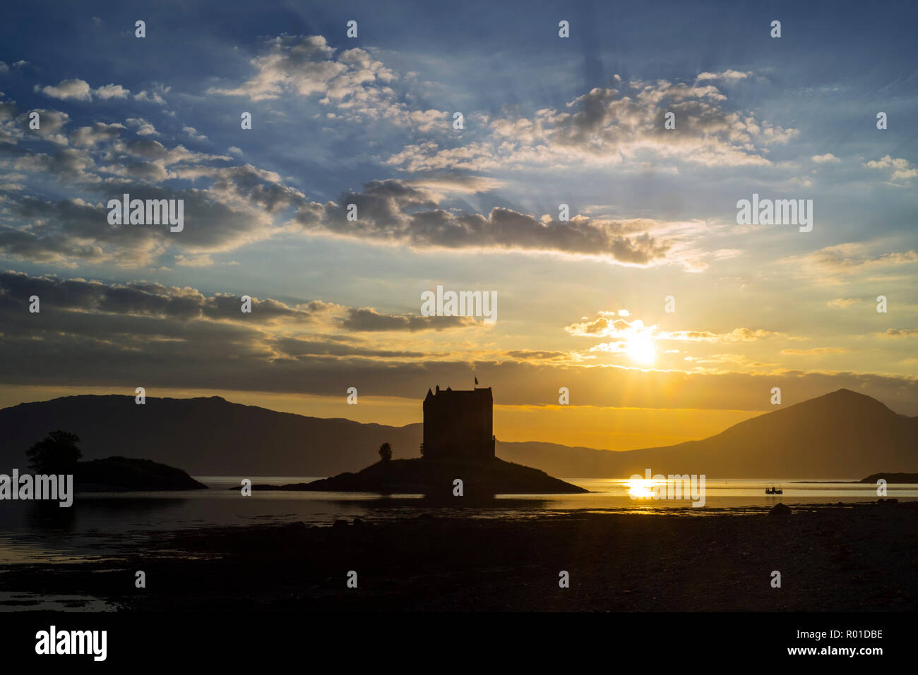 Castles of scotland hi-res stock photography and images - Alamy
