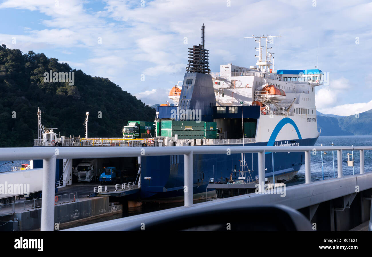 New zealand cook strait ferry hi-res stock photography and images - Alamy