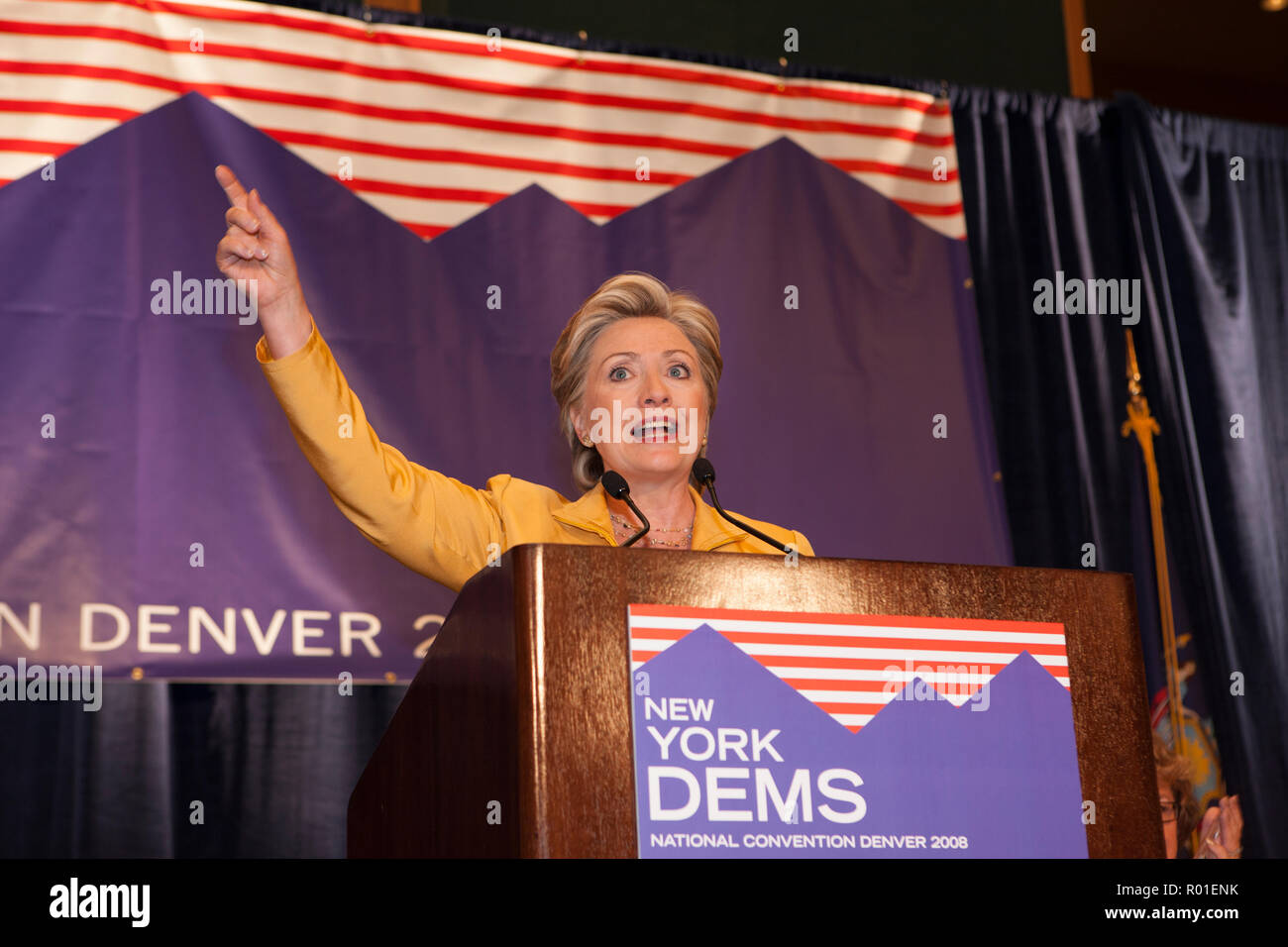 Dnc speaking convention hi-res stock photography and images - Alamy
