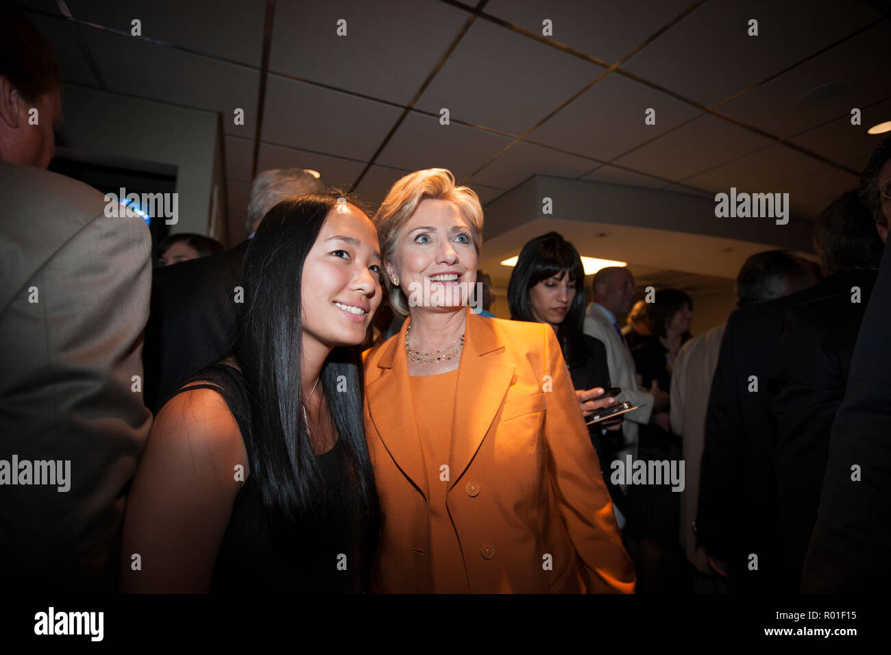 Hillary posing with fan hi-res stock photography and images - Alamy