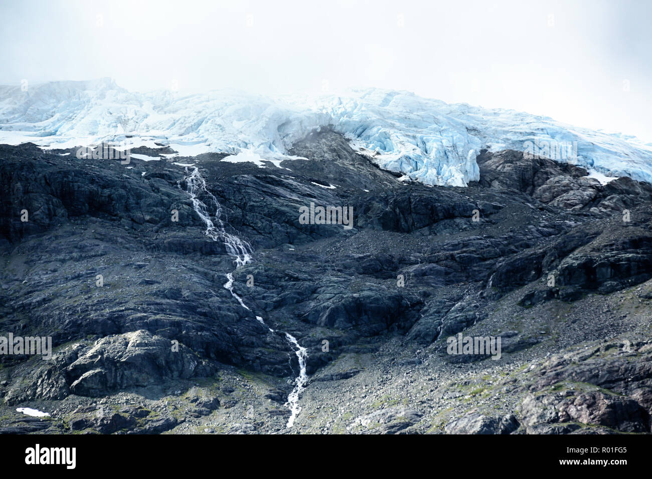 Alaska snow mountain Stock Photo - Alamy