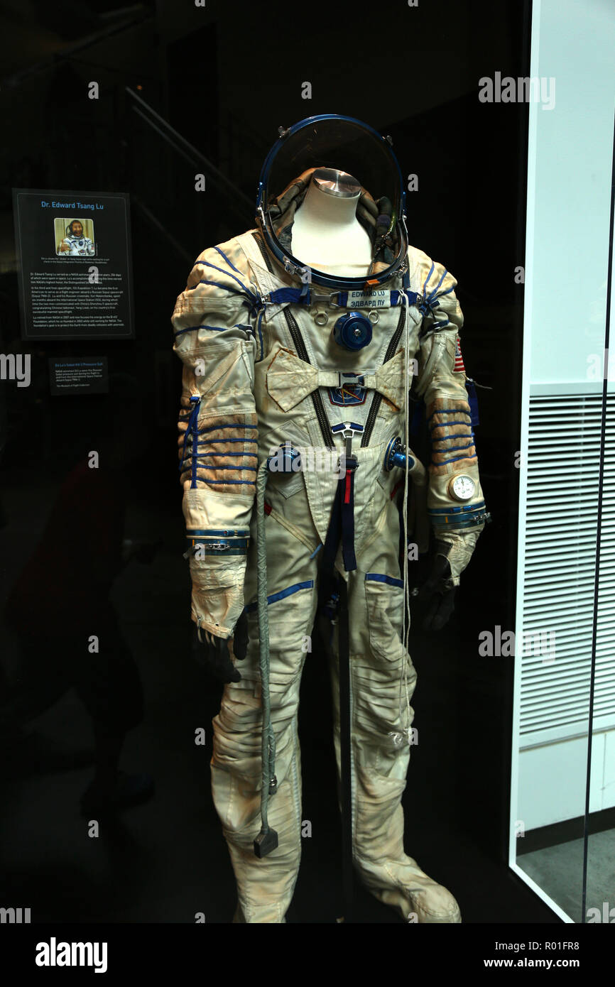 Old space suit hi-res stock photography and images - Alamy