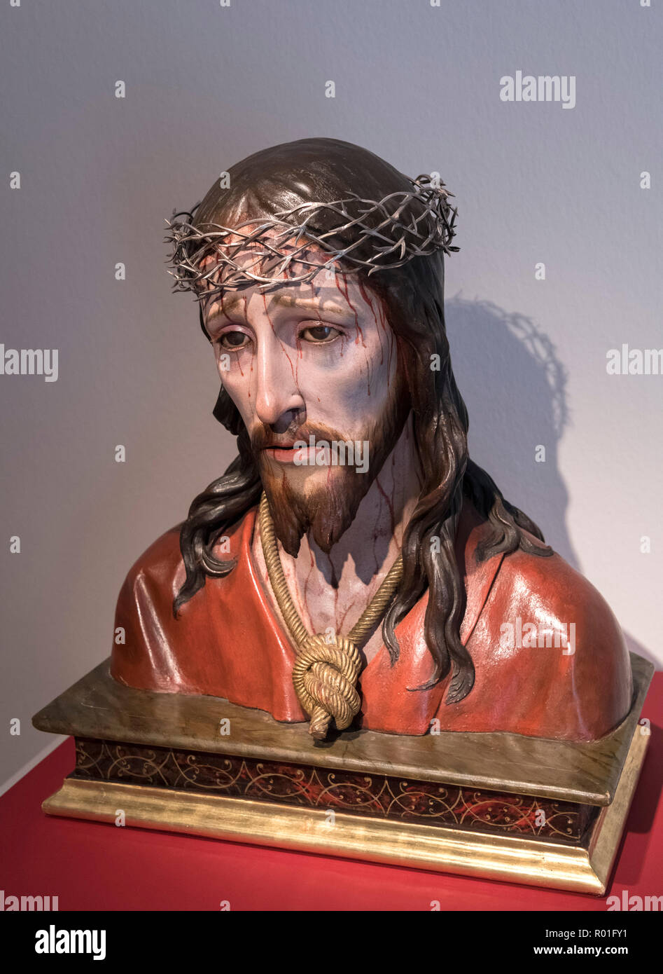Wood carving jesus christ hi-res stock photography and images - Alamy