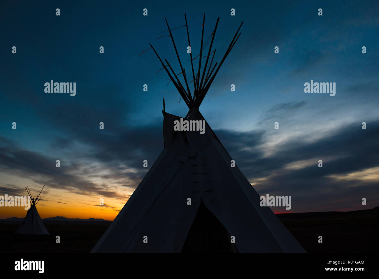 Teepee, First Peoples Buffalo Jump SP, MT, USA, by Bruce Montagne ...