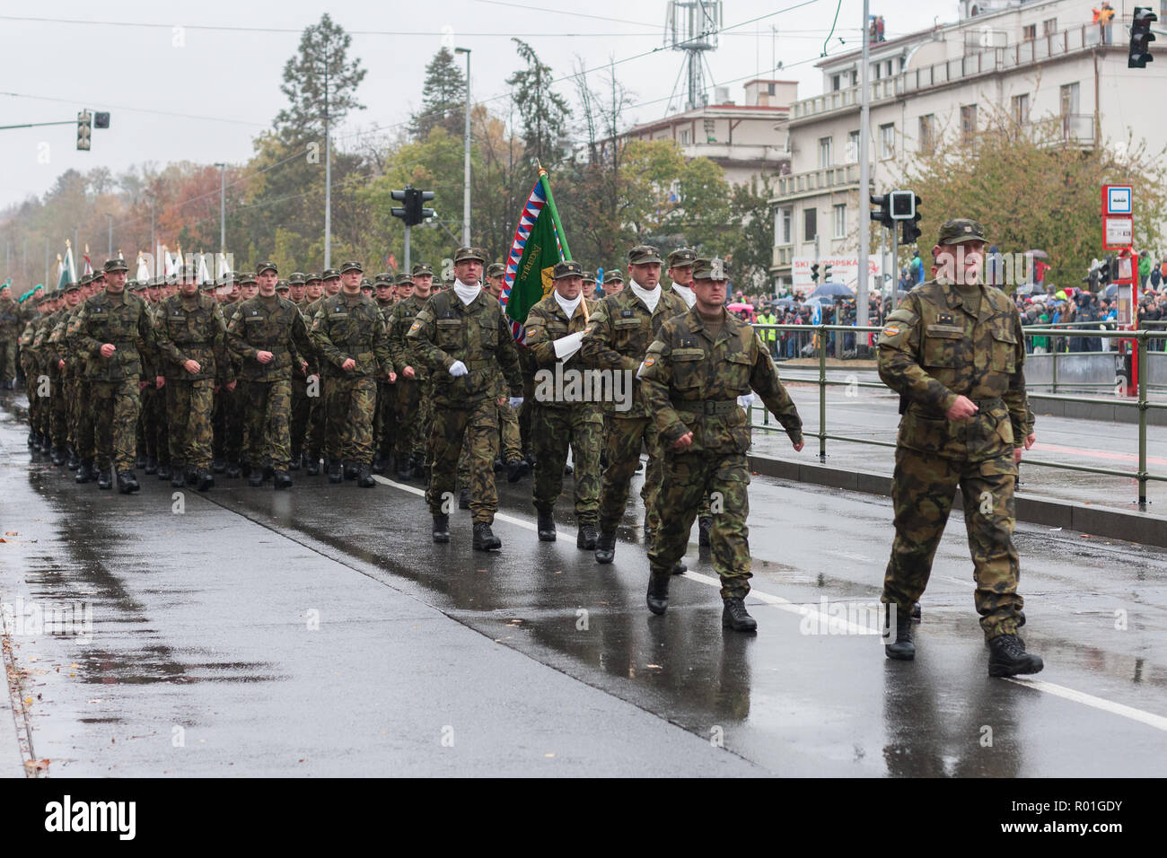 European street, Prague-October 28, 2018: Soldiers of Czech Army are ...