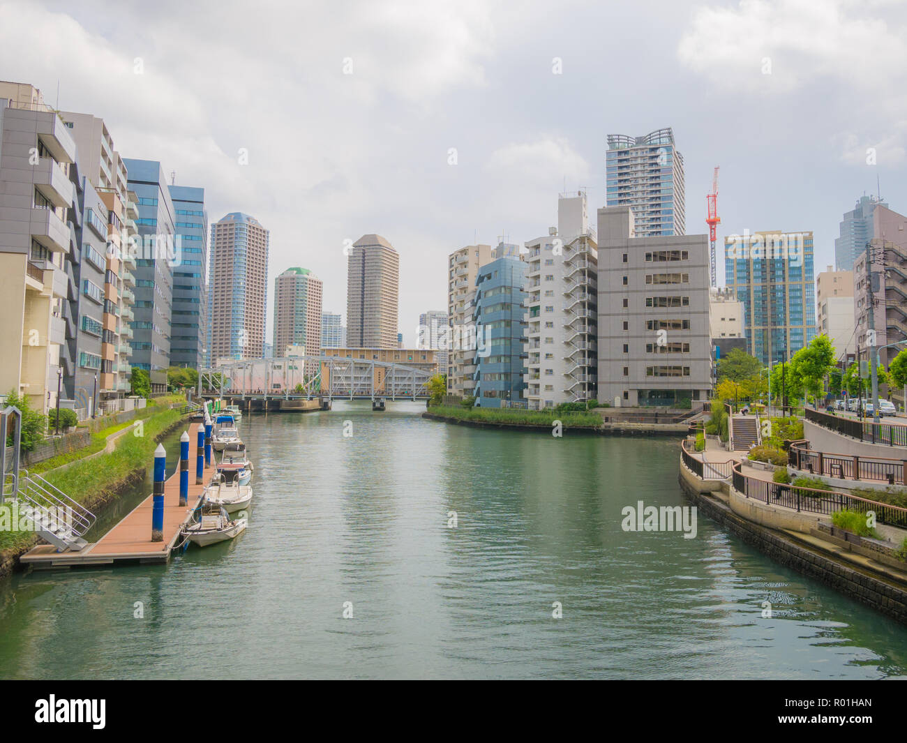 Tokyo sightseeing boats hi-res stock photography and images - Alamy