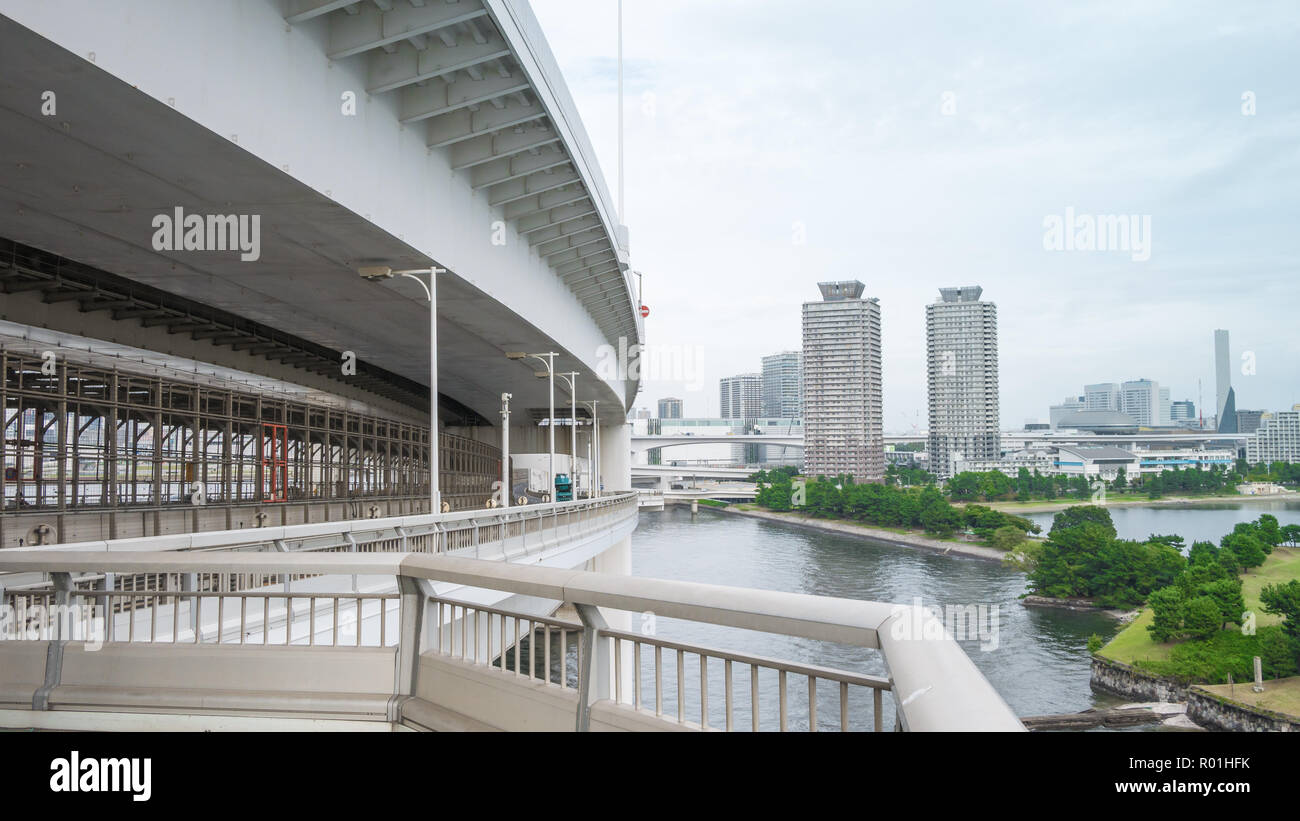 Tokyo rainbow bridge pedestrian hi-res stock photography and images - Alamy