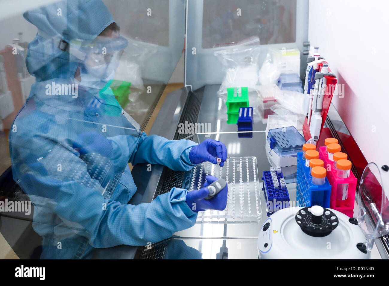Dna Fingerprinting High Resolution Stock Photography and Images - Alamy