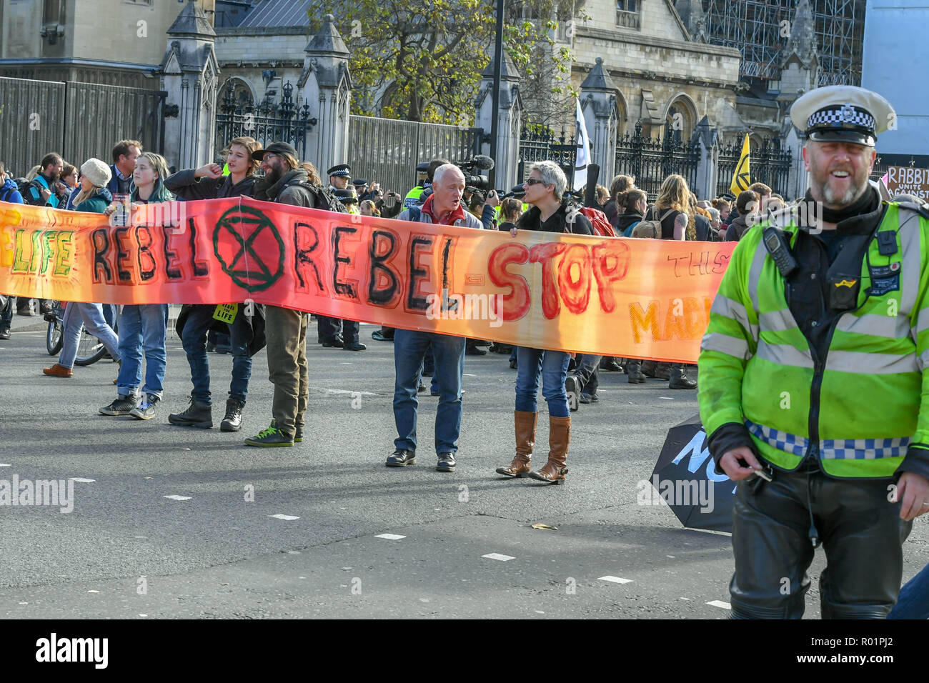 Road blocked hi-res stock photography and images - Alamy