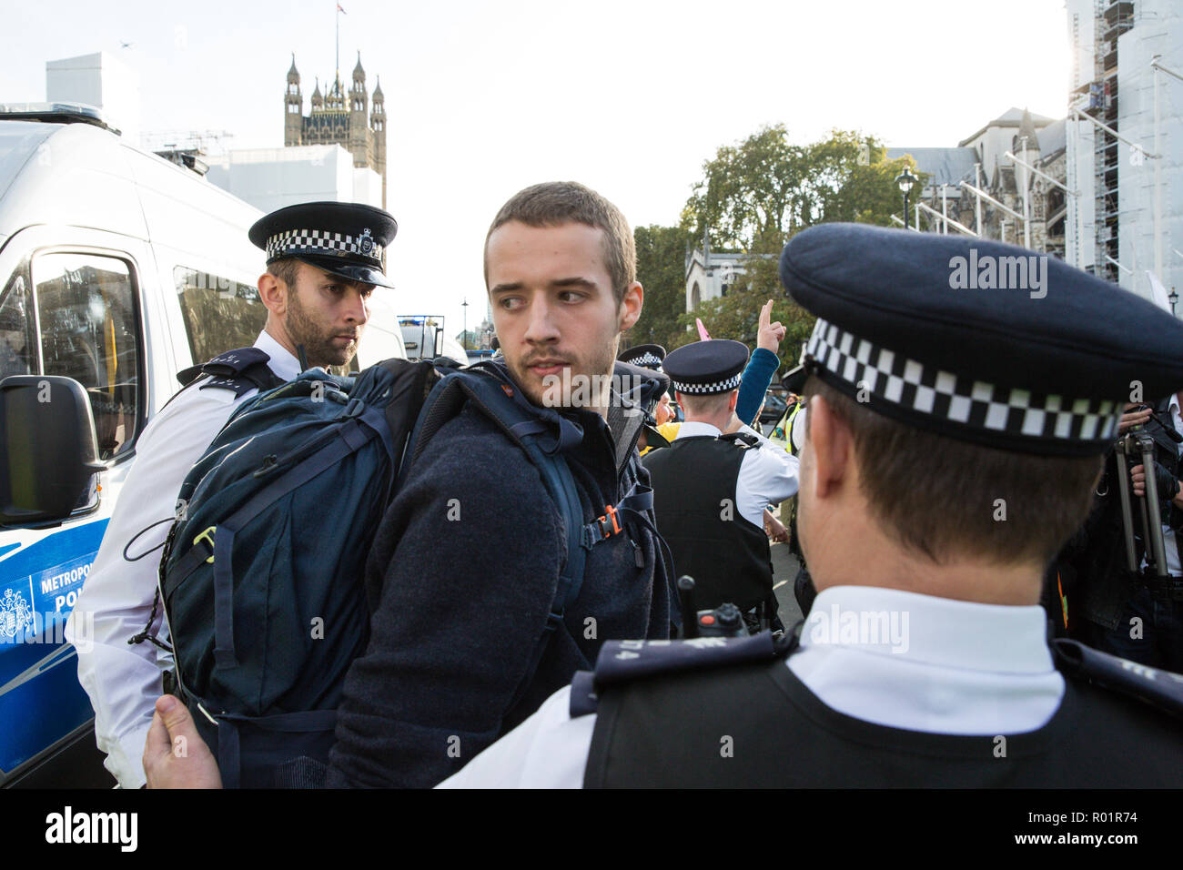 Police making arrests hi-res stock photography and images - Alamy