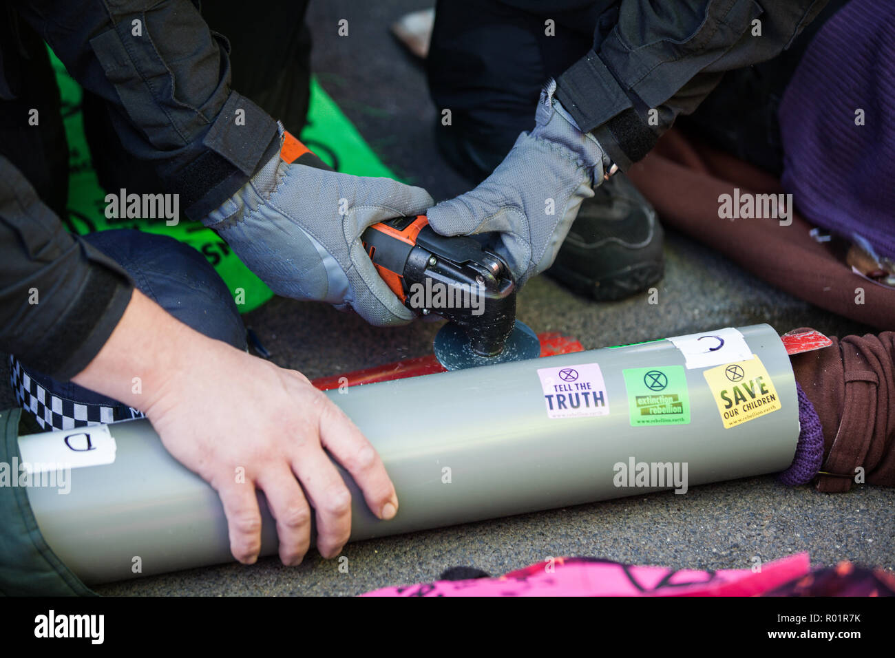 Lockon tube hi-res stock photography and images - Alamy
