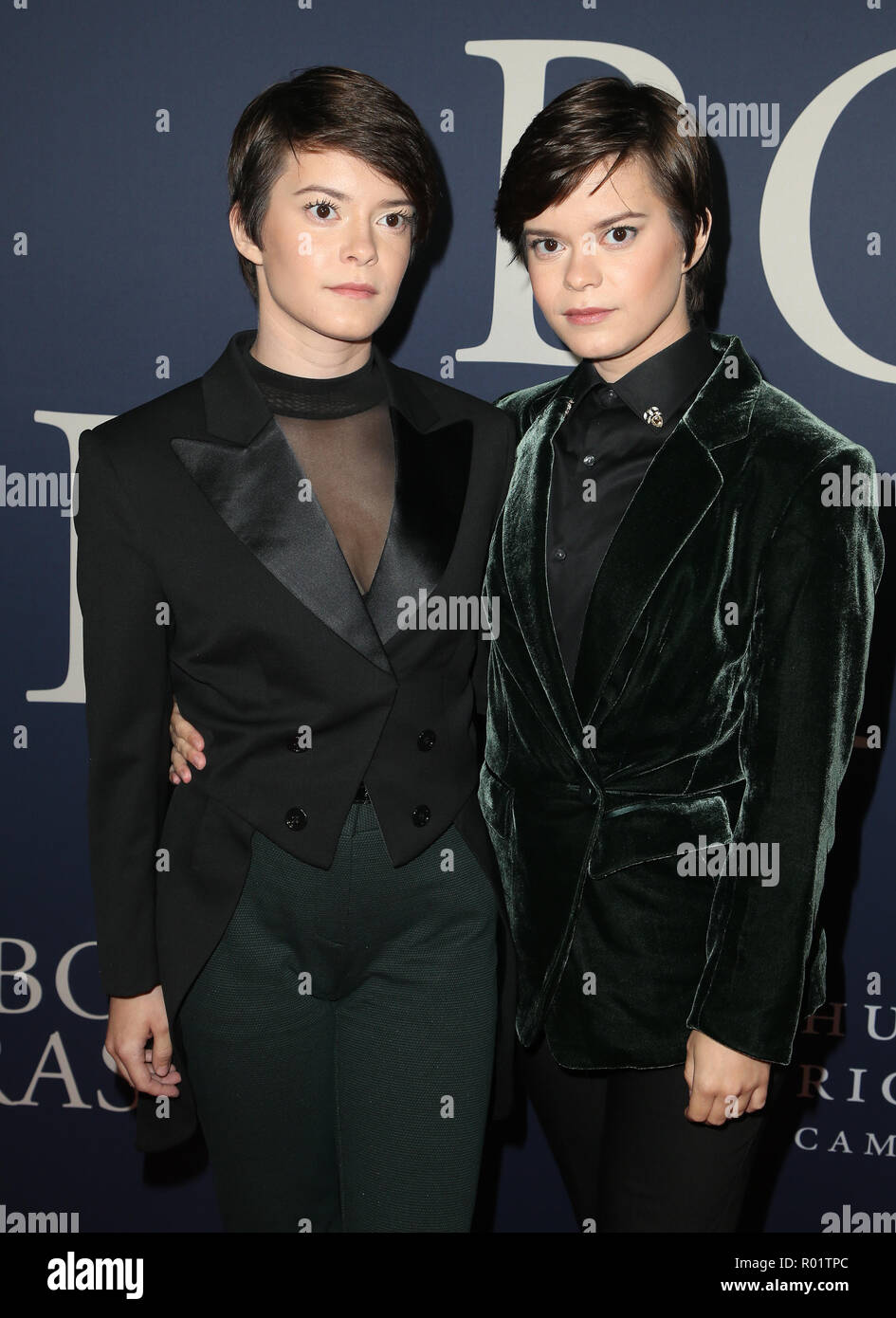 Los Angeles, California, USA. 29th Oct, 2018. Emily Hinkler, Elizabeth ...
