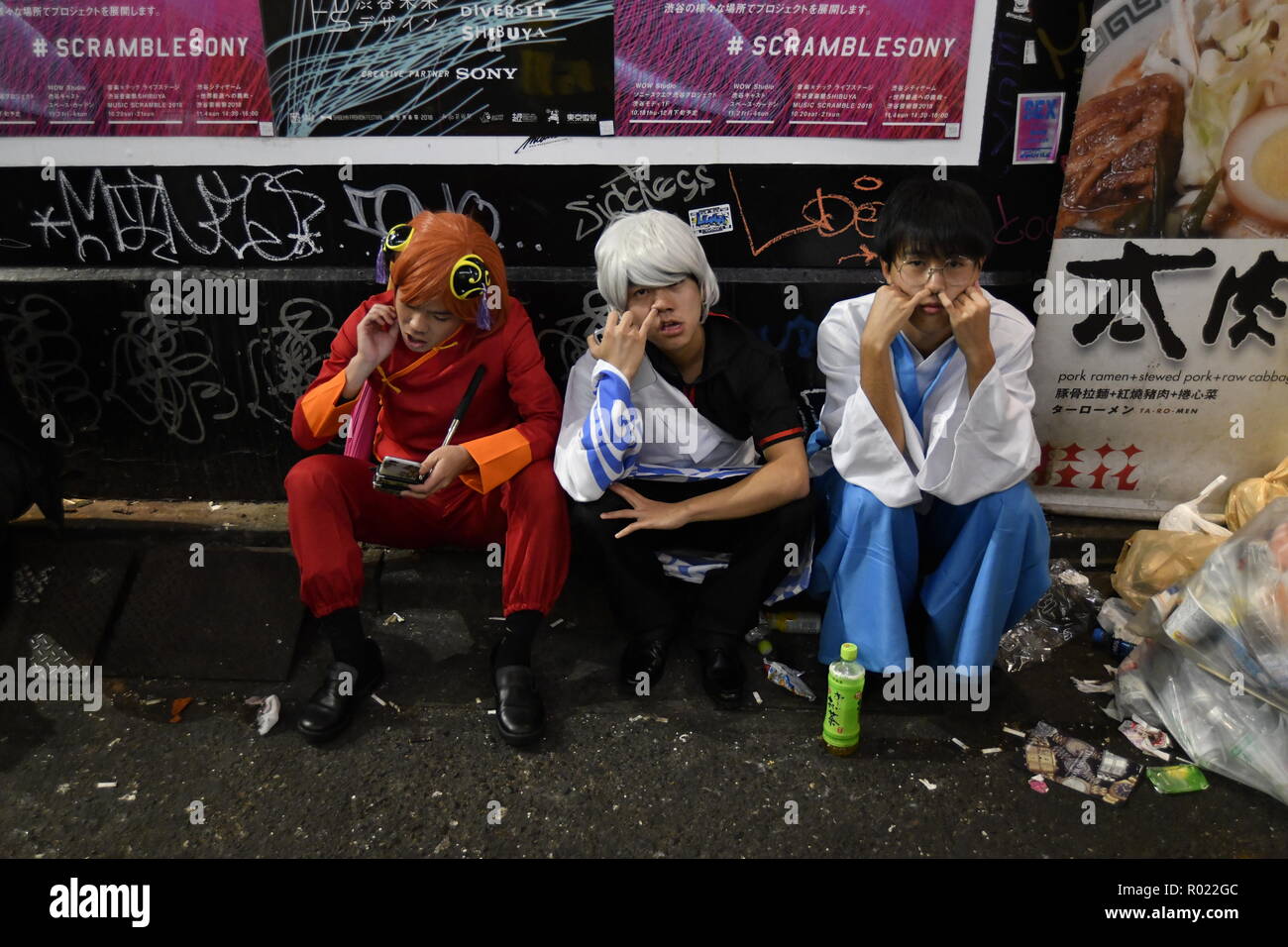 Shibuya, Tokyo, Japan. 31st Oct, 2018. People in costume celebrate ...