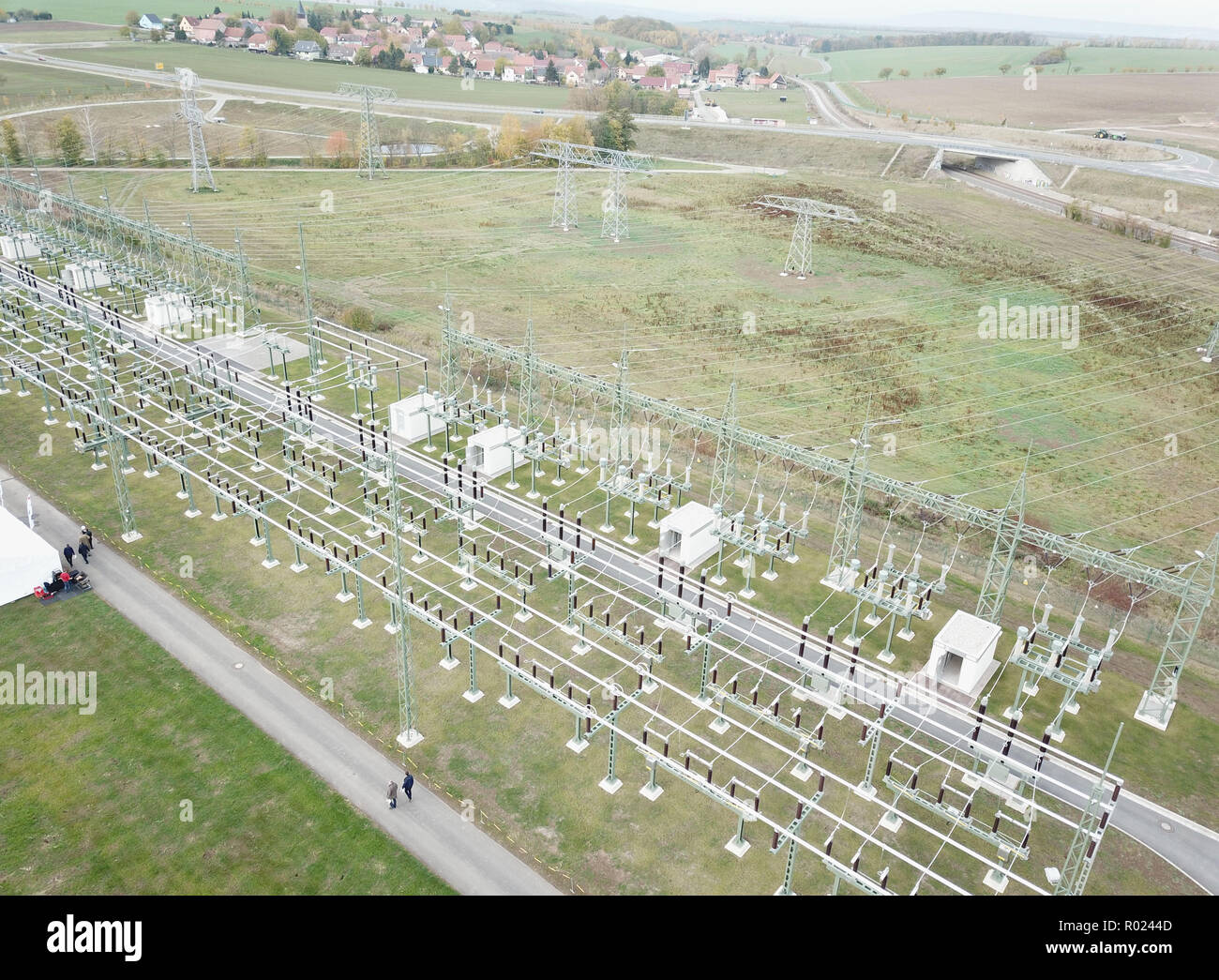01 November 2018, Thuringia, Großschwabhausen: View of the line fields ...