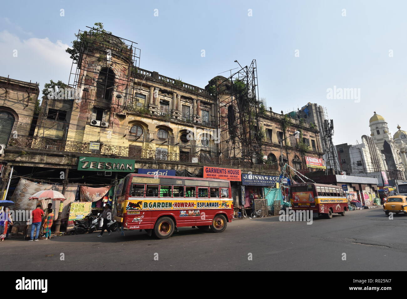 Chowringhee Road Calcutta Kolkata West Stock Photos & Chowringhee Road ...